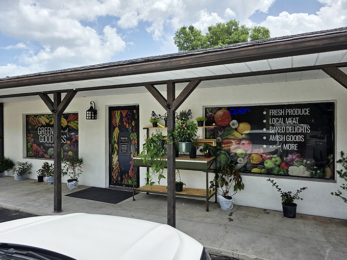 Greens and Goodness Market offers farm-fresh produce without the pretension &ndash; no need to know what "microgreens" are to shop here.