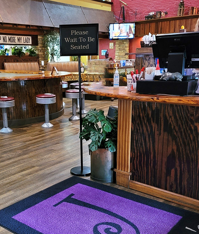 "Please Wait To Be Seated" might as well read "Patience Will Be Rewarded With Breakfast Magic" at this beloved Lexington institution.