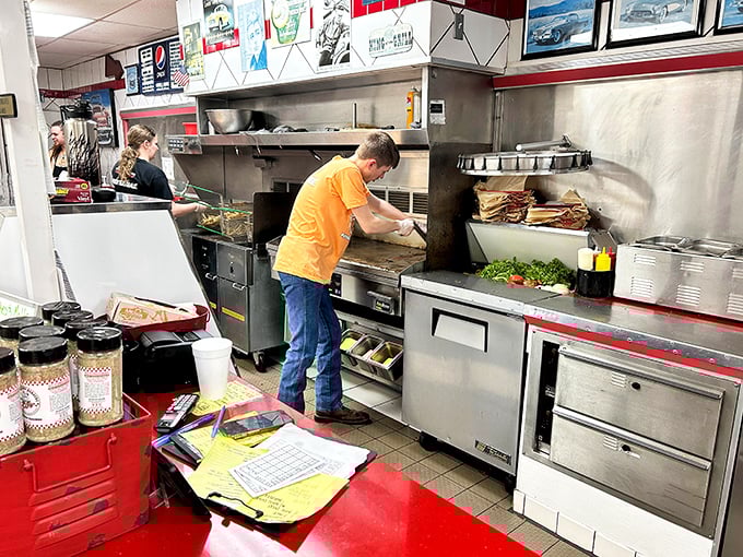 The open kitchen concept isn't trendy here&mdash;it's tradition. Nothing to hide when you're doing it right.