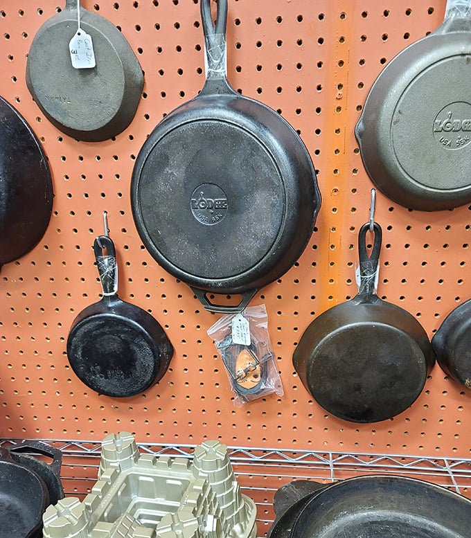 Cast iron heaven! These seasoned beauties have fried more eggs than all the diners in Wisconsin combined. 