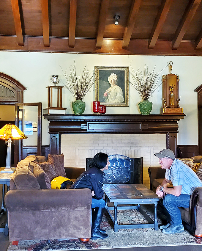 A fireplace anchors the lobby, creating that "I could stay here all afternoon" feeling that great restaurants master.