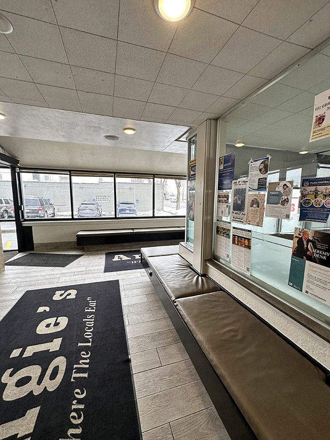 Even the waiting area says "welcome home"&mdash;the entrance mat isn't just stating where locals eat, it's inviting you to become one of them.