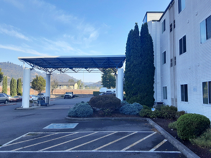 Even the Motel 6 gets the mountain view treatment, because in Roseburg, scenery doesn't discriminate by price point.