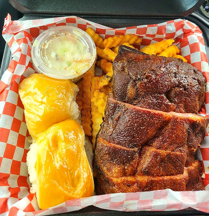 The OG combo includes those legendary rolls, perfect for mopping up every last drop of sauce on your plate.