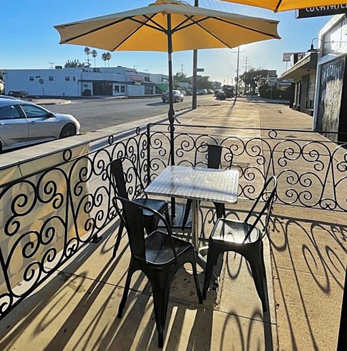 Al fresco dining with a side of California sunshine. These outdoor tables offer front-row seats to the North Hollywood street theater.