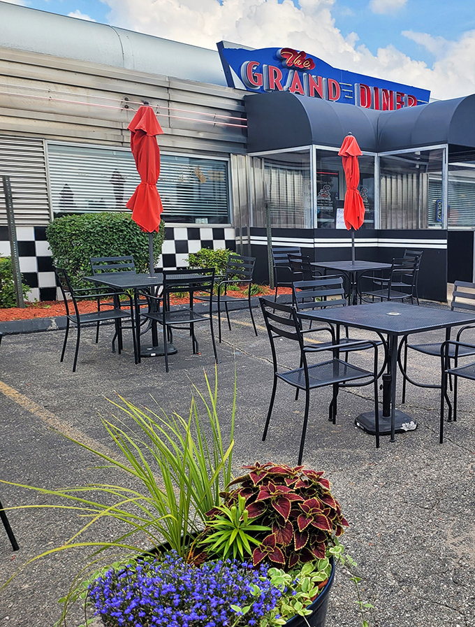 The outdoor seating area isn't trying to be a Parisian caf&eacute;&mdash;it's proudly Michigan, where fresh air makes everything taste better, even perfection.