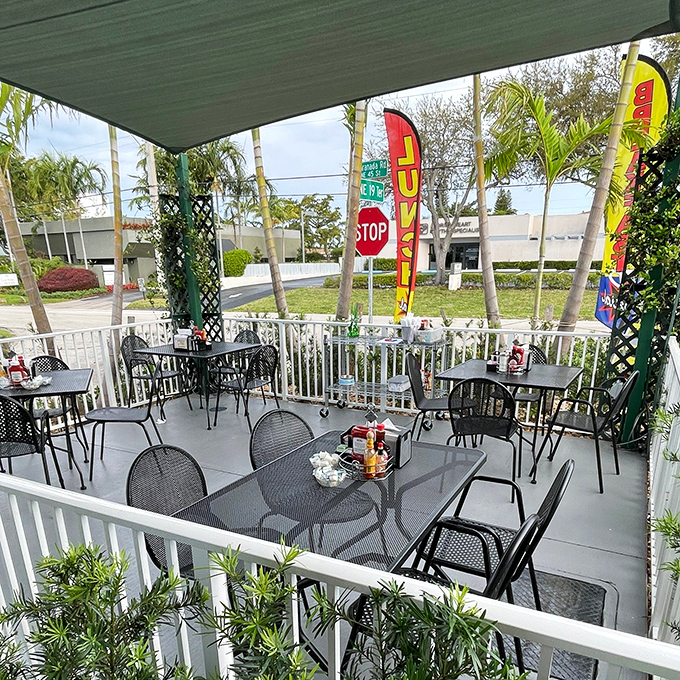 Florida's perfect weather deserves outdoor seating, and Mom's delivers with a charming patio where palm trees provide a backdrop to your breakfast adventures.