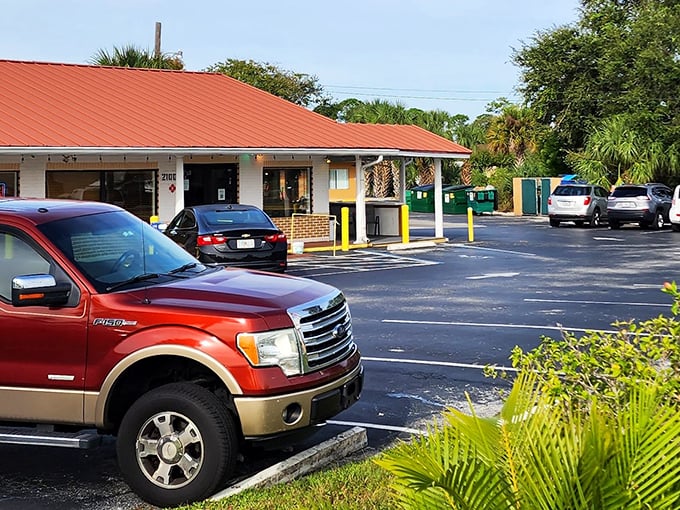 A parking lot that's always busy but never full&mdash;the universal sign of a local treasure that tourists haven't completely discovered yet.