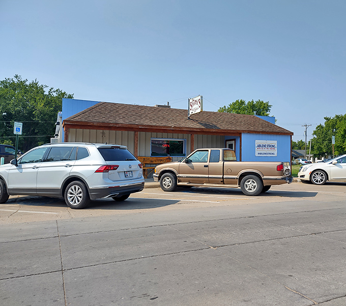 The packed parking lot tells you everything you need to know—locals vote with their vehicles, and the verdict is delicious.