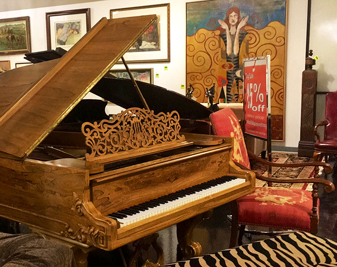 This elegant table setting whispers, "Yes, you should absolutely use the good china tonight." Gold-rimmed plates elevate even takeout pizza to dining excellence.