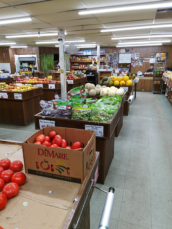 Farm-fresh produce displayed with no-nonsense practicality&mdash;tomatoes so red they practically demand to become tonight's pasta sauce.