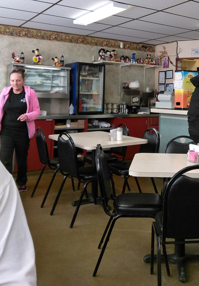 The staff moves with the efficiency of people who've turned breakfast service into an art form, no wasted motion, just pure expertise.