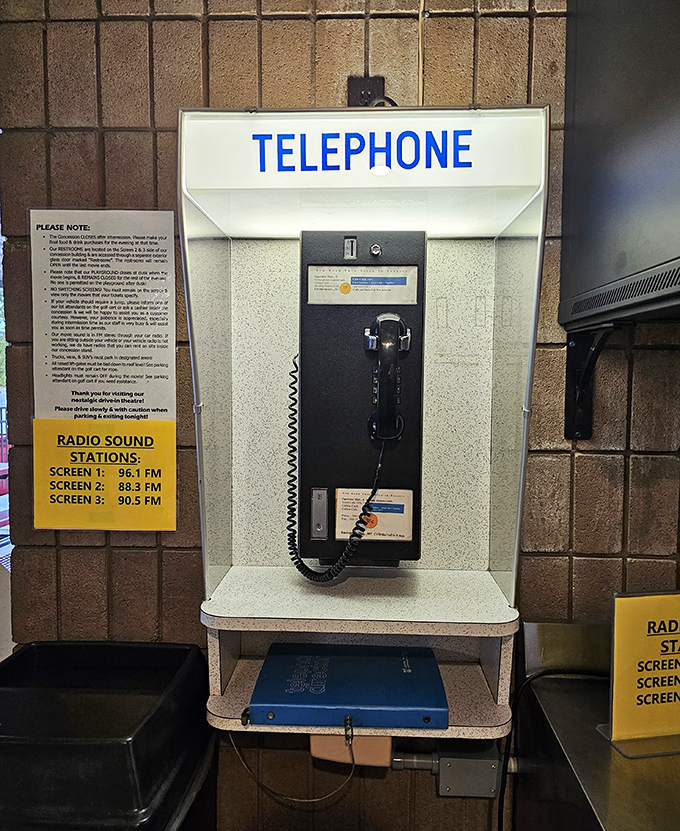 This vintage payphone and FM station guide is a charming throwback. Modern convenience meets retro aesthetics in perfect harmony.