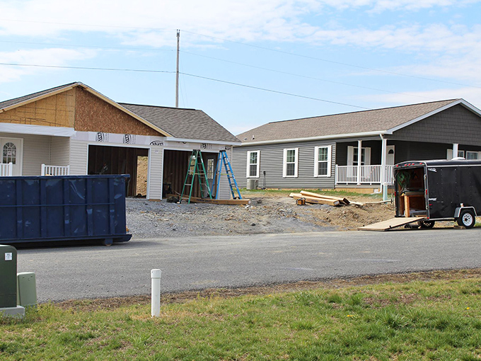 Dreams taking shape, one nail at a time. New construction continues as word spreads about this affordable haven for the retirement-ready crowd.