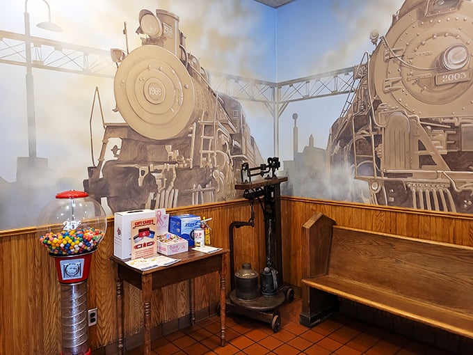 Full-size steam locomotives painted on the walls transport you to another era without leaving your booth seat behind.