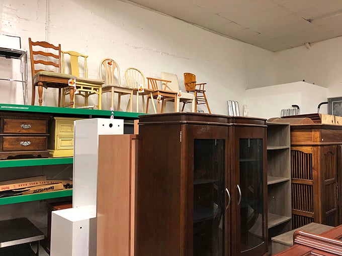 Cabinet corner, where storage solutions come to find their second chapter. That glass-front hutch is practically winking at potential buyers.