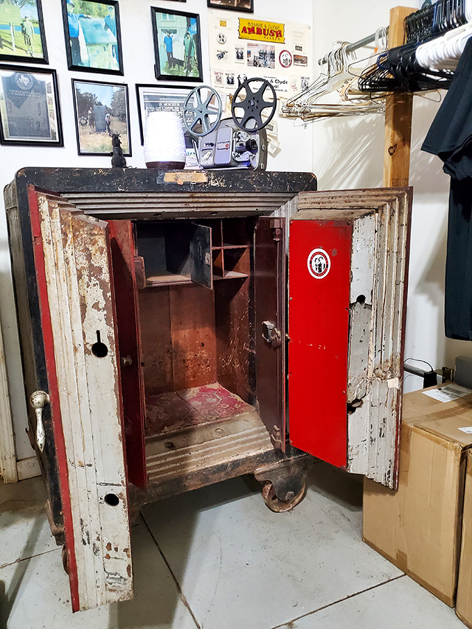 This weathered safe has seen better days &ndash; much like the banks Bonnie and Clyde targeted during their notorious crime spree across the American South. 