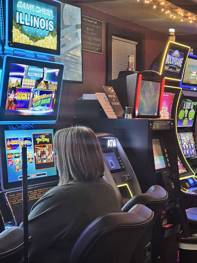 Between bites of legendary chicken, try your luck at the gaming machines. Some patrons claim the calories don't count if you win!