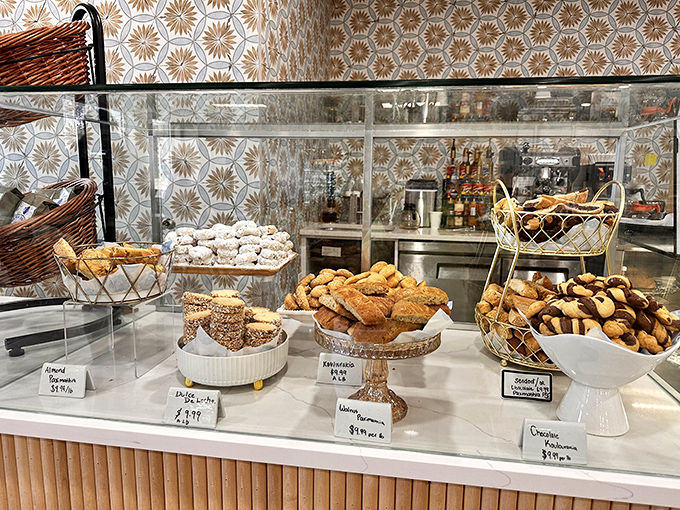 Behind glass, these baked goods perform like Broadway stars &ndash; each one vying to be the day's special attraction.