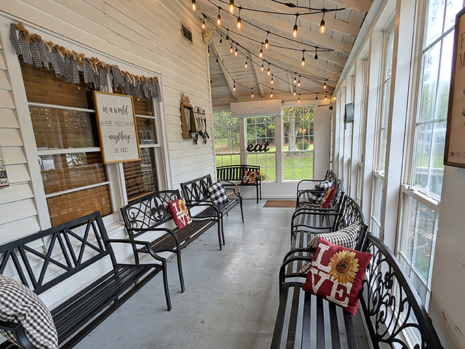 Even the benches outside know they're part of something special in this Rockmart treasure.