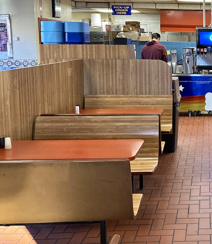 Booths designed for comfort, not Instagram backdrops. The setting for countless family dinners, first dates, and regular Tuesday lunches.