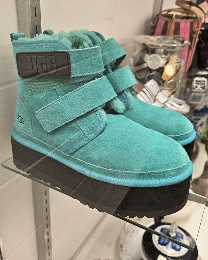 Teal UGG boots that somehow never found their fashion moment in someone's closet. Winter comfort awaiting the right feet.