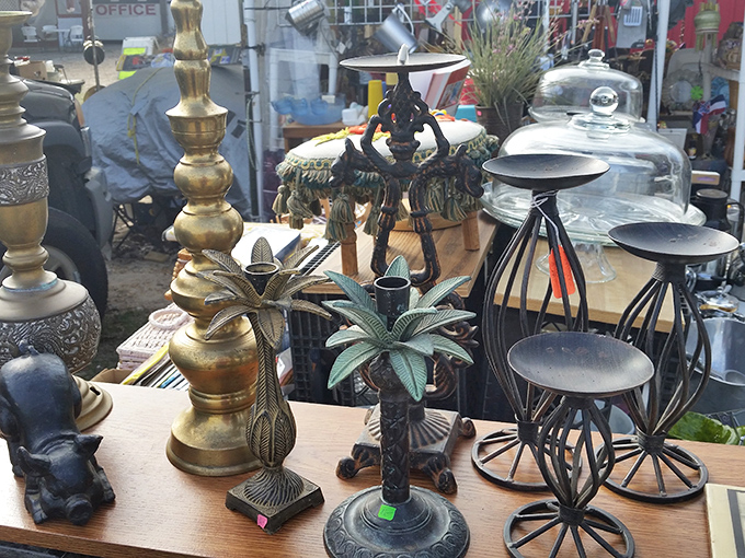 Vintage candle holders that would make Liberace nod in approval. These brass beauties have illuminated countless dinner parties since the 1970s.