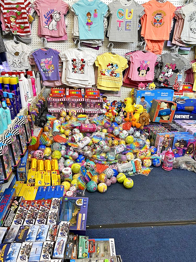 A riot of color and cartoon characters&mdash;childhood joy sold by the basketful. Disney meets bargain hunting in this corner of kiddie heaven.