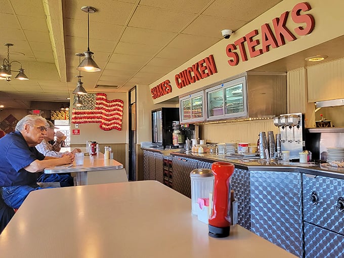 Counter culture at its finest&mdash;where solo diners find community and the coffee is always just a friendly nod away.