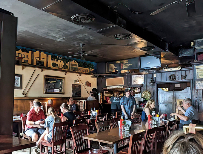 Diners settle into the rhythm of Zip's &ndash; a choreographed dance of eating, chatting, and that satisfied lean-back that follows a great meal.