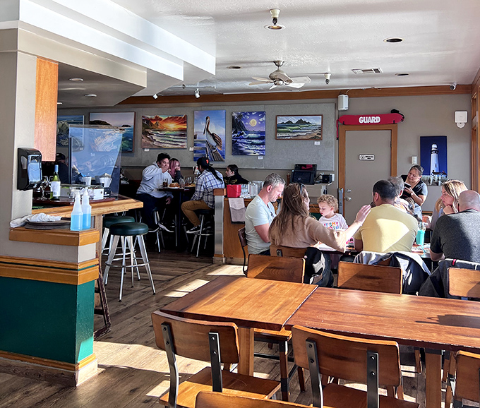 Local artwork adorns the walls while diners enjoy the real masterpiece &ndash; fresh seafood served with a side of Pacific Ocean views.