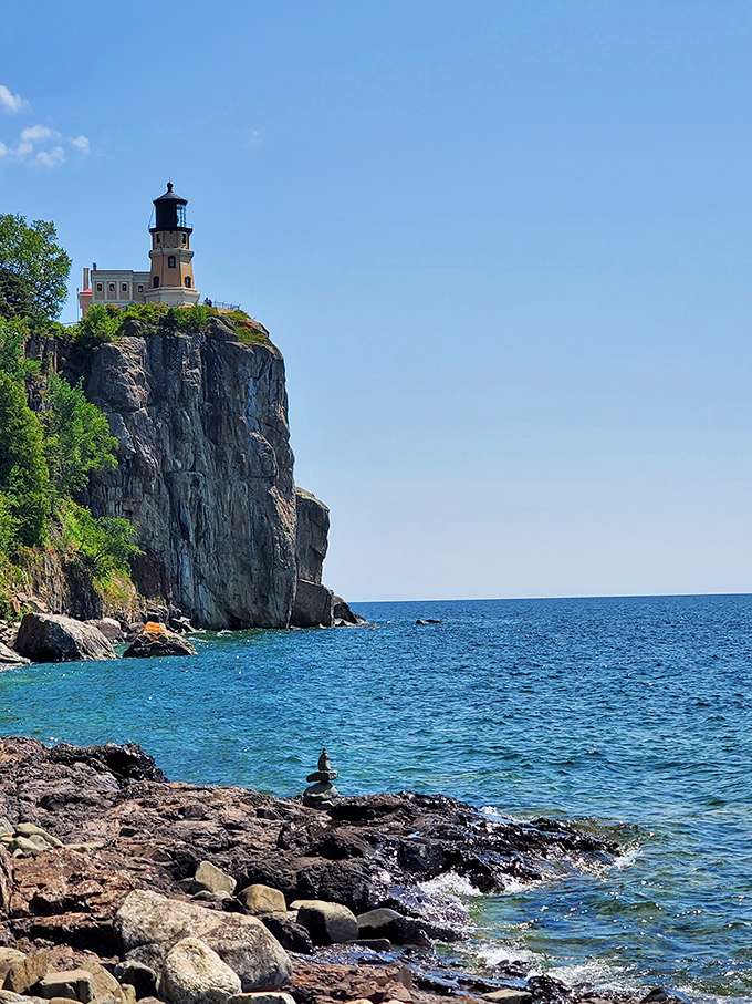 Split Rock Lighthouse stands sentinel on its cliff, like Minnesota's version of a medieval castle&mdash;just with better views and fewer dragons.