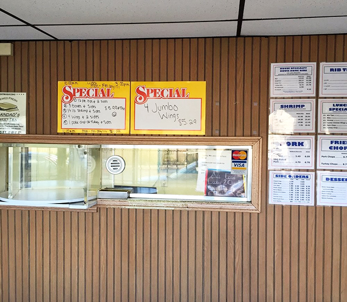 The ordering counter&mdash;where dreams are placed and fulfilled with the efficiency that comes from decades of serving hungry Detroiters their barbecue fix.