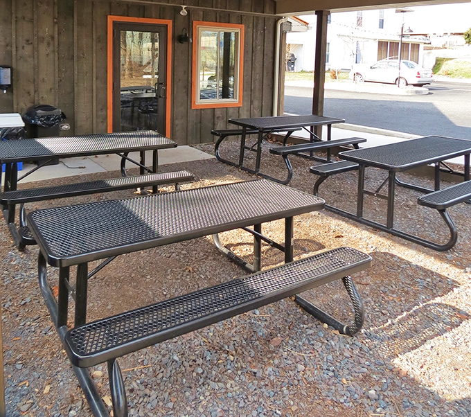 Outdoor picnic tables offer al fresco dining when Pennsylvania weather decides to cooperate with your barbecue plans.