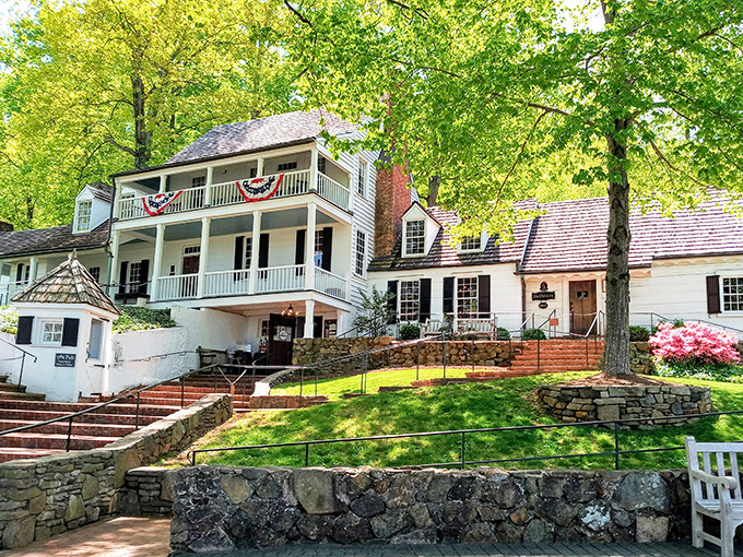 Outside views that remind you why the colonists fought for this land &ndash; absolutely worth it.