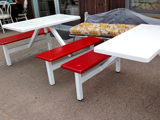 These red and white picnic tables could tell stories of family reunions and lakeside gatherings &ndash; ready for their next chapter.