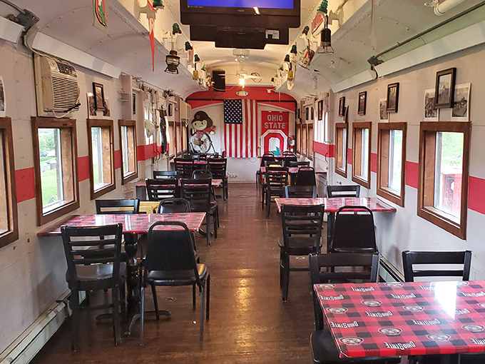 Dining car dreams come true in this narrow slice of Americana. The red and white color scheme practically guarantees your food will taste better.