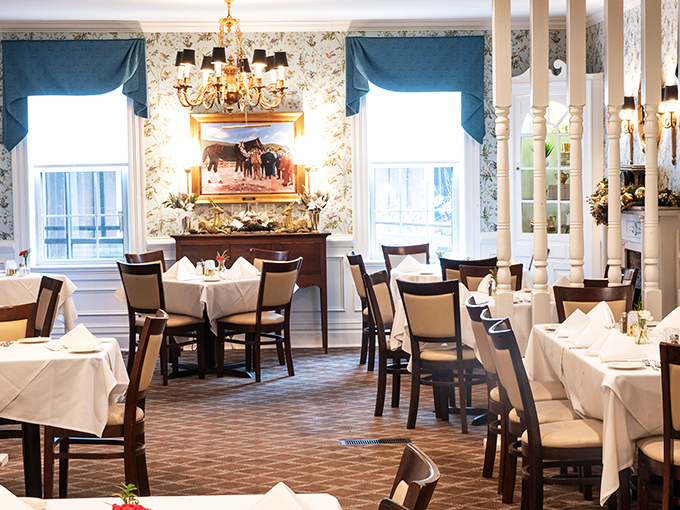 Multiple dining spaces mean you can enjoy incredible food whether you prefer cozy corners or open, airy atmosphere for conversation.