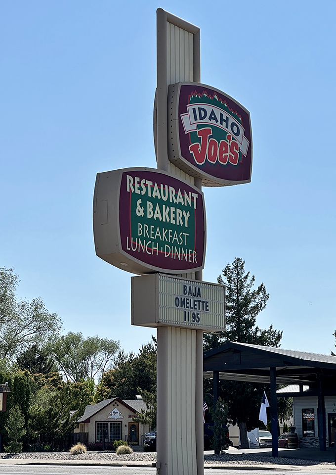 The roadside sign that's saved countless road-trippers from the sad fate of settling for drive-thru fare.
