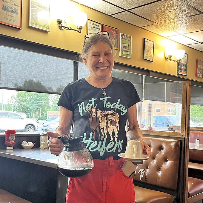 The servers here don't just bring food – they bring warmth, coffee refills, and the kind of genuine smiles that can't be taught in training videos.