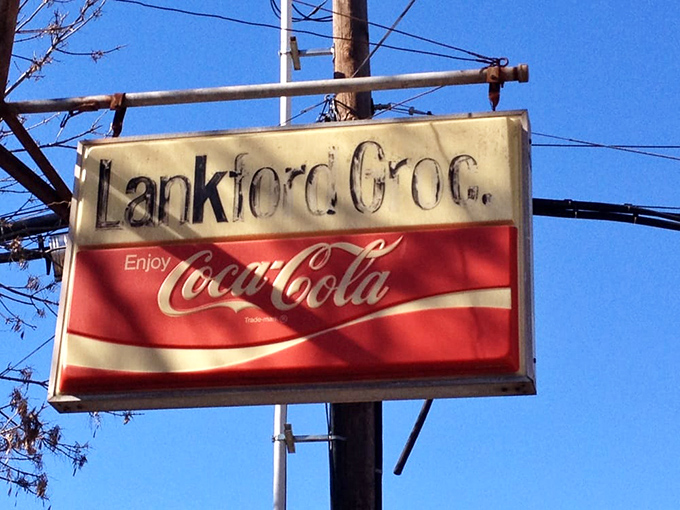 The sign that launched a thousand road trips and ten thousand loosened belt buckles.