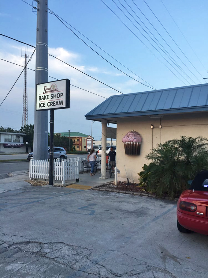 A vibrant tropical mural transforms an ordinary wall into a Keys fantasy – the perfect backdrop for your sugar-induced daydreams.