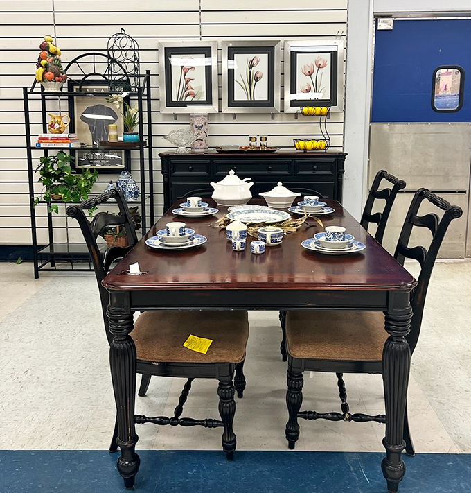 This elegant dining set awaits its next family gathering. Just imagine the stories it could tell&mdash;and the new memories you'll create.
