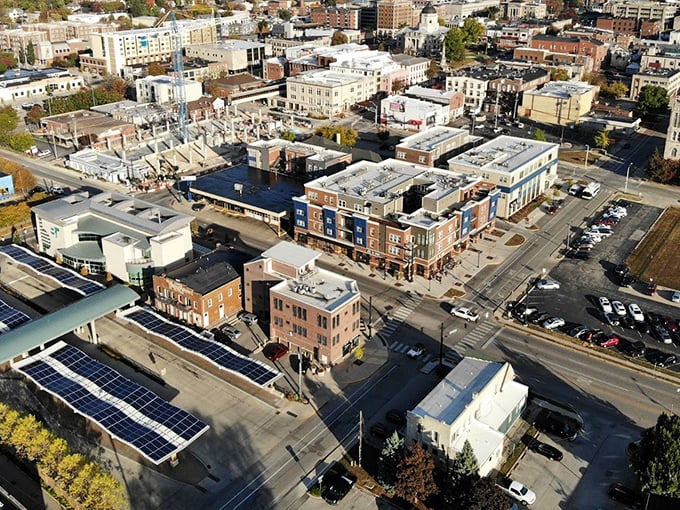 Southern Indiana's rolling hills cradle this university town like nature's own perfect setting for lifelong learning adventures.