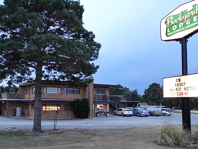 The Backyard Lodge Motel offers no-frills lodging with a distinctly local character&mdash;the antithesis of cookie-cutter chain hotels.