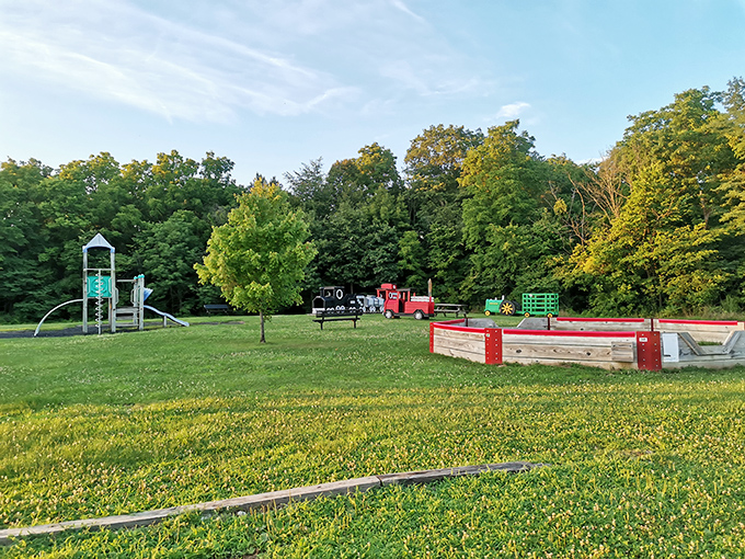 Camp Cullom's playground and green spaces prove that retirement recreation doesn't require a country club membership&mdash;just a appreciation for simple pleasures and open skies.