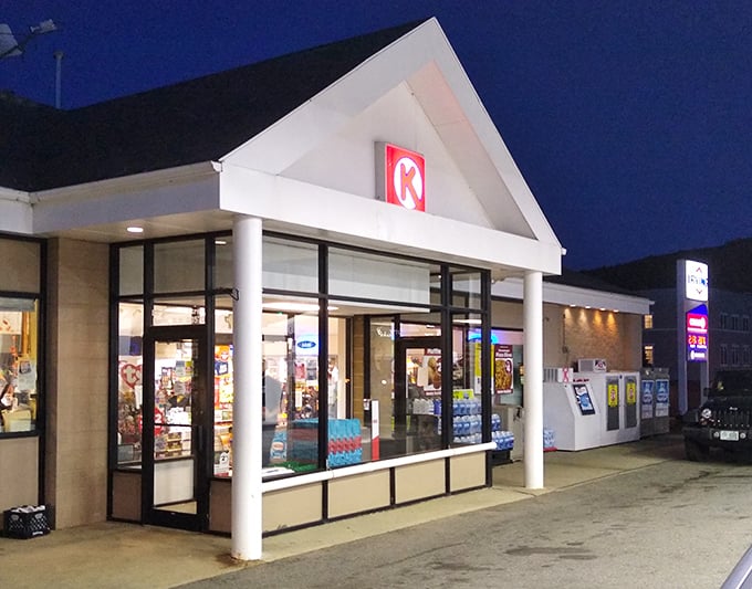 Even Circle K gets the twilight glamour treatment in Berlin, where convenience store runs happen under star-studded mountain skies.