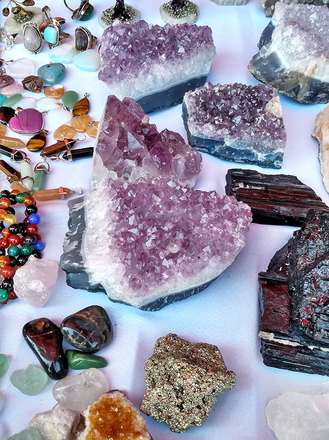 Crystal collectors, hold onto your chakras! These amethyst beauties would make even the most skeptical shopper believe in good vibes.