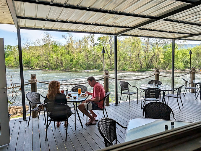 Riverside dining that adds a soundtrack of gentle flowing water to your meal. Nature's perfect dining companion.