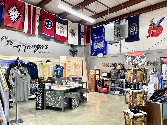 The gift shop offers everything from t-shirts to model kits, because nothing says "I learned about supersonic flight" like a refrigerator magnet.